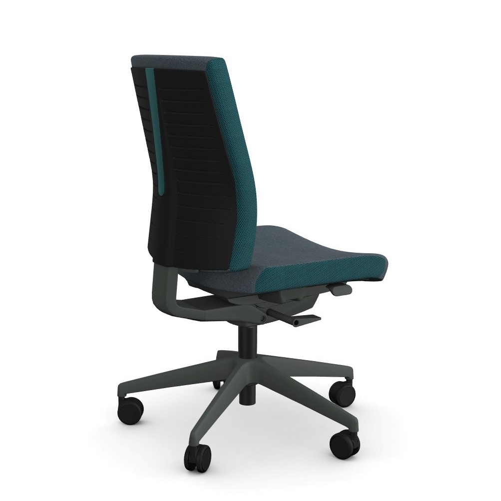 Senator Freeflex Chair