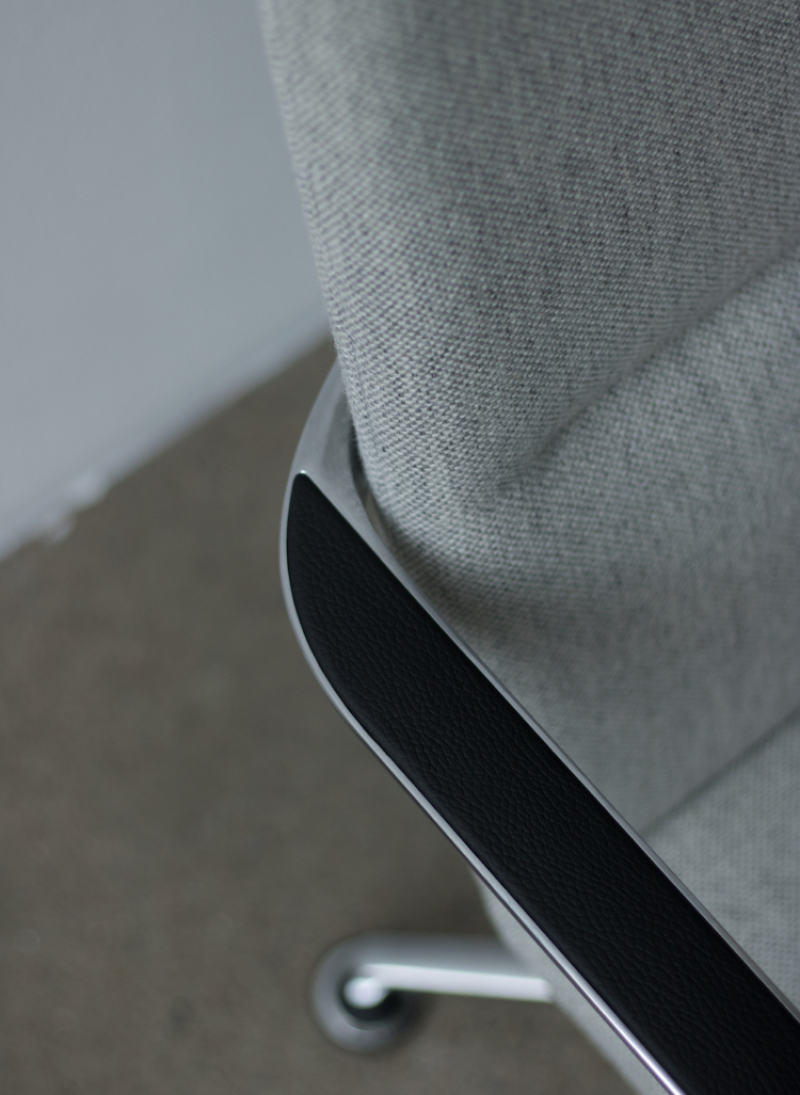 Senator Rapt Chair | Office Furniture Scene